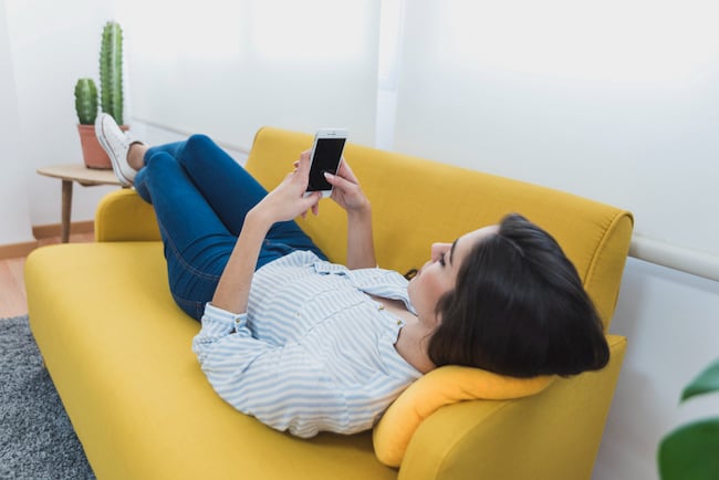 7 Postural Problems Caused by Excessive Mobile Device Use